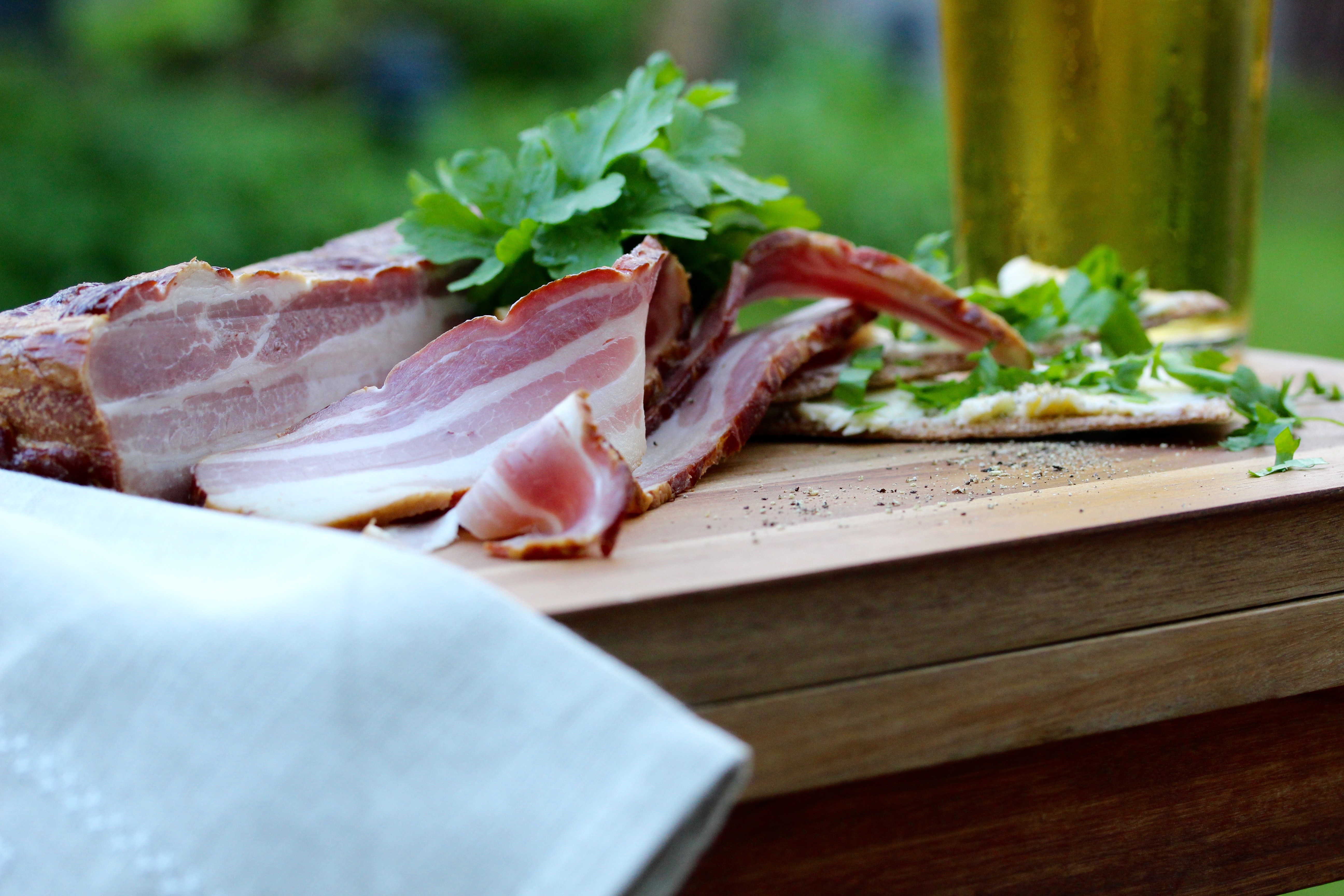 Rökt sidfläsk av rapsgris - en sak av betydelse