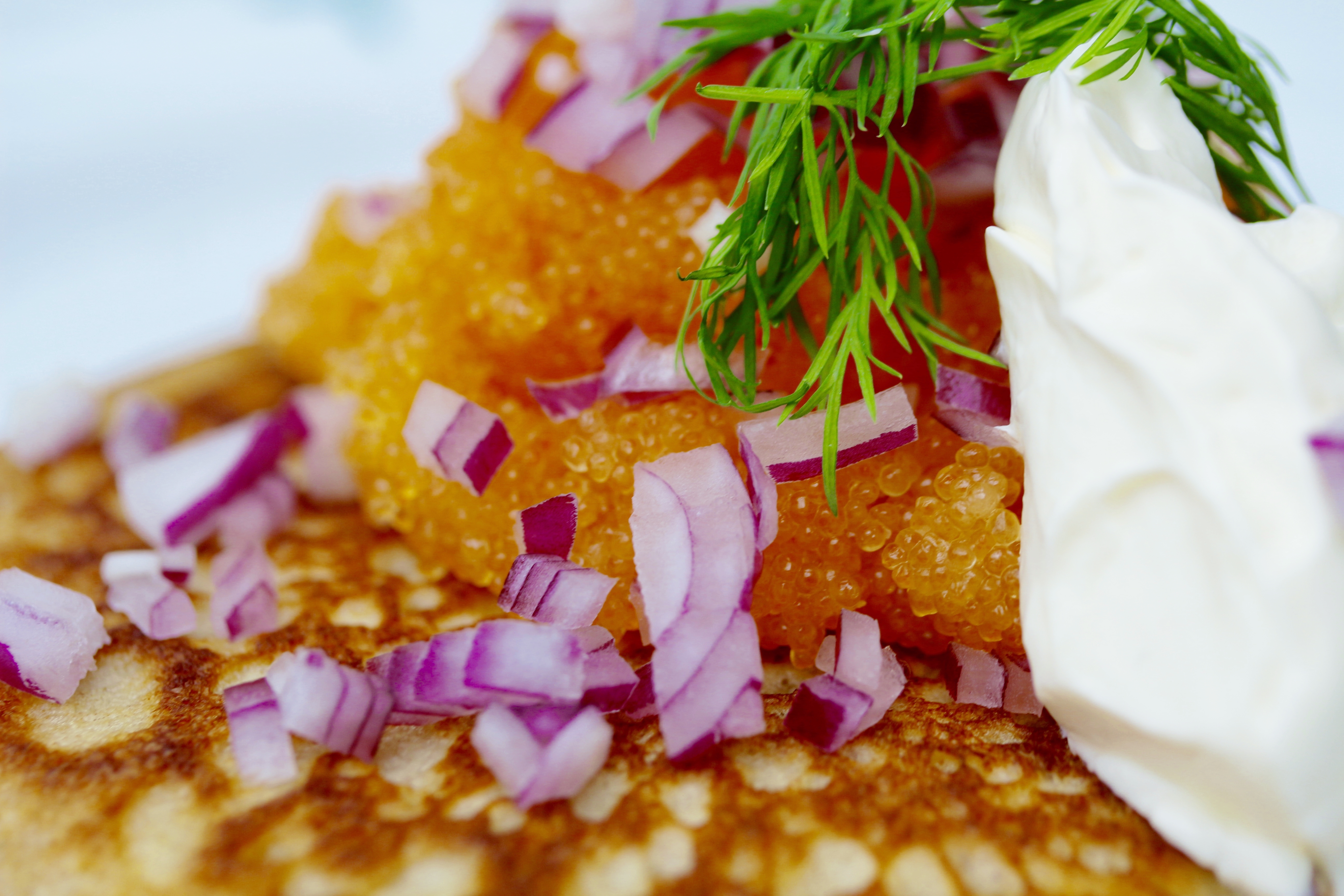 Blinier med Kalixlöjrom - midsommarmat